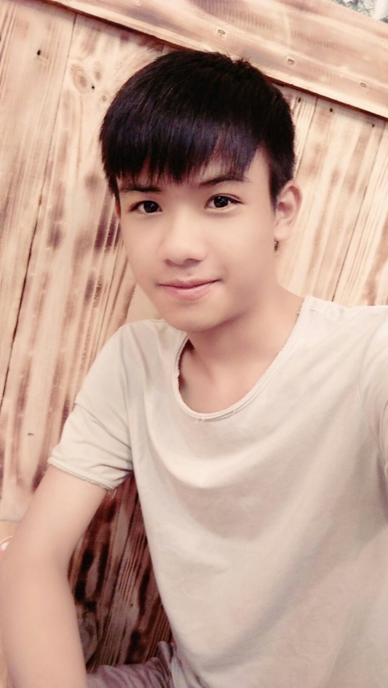 cute Chinese boy – The Daily Gaysian