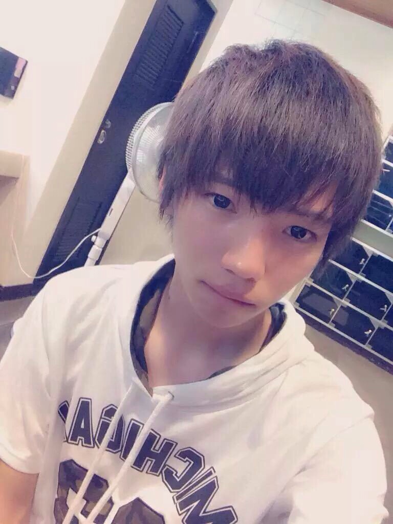 Cute Japanese boy 2 – The Daily Gaysian